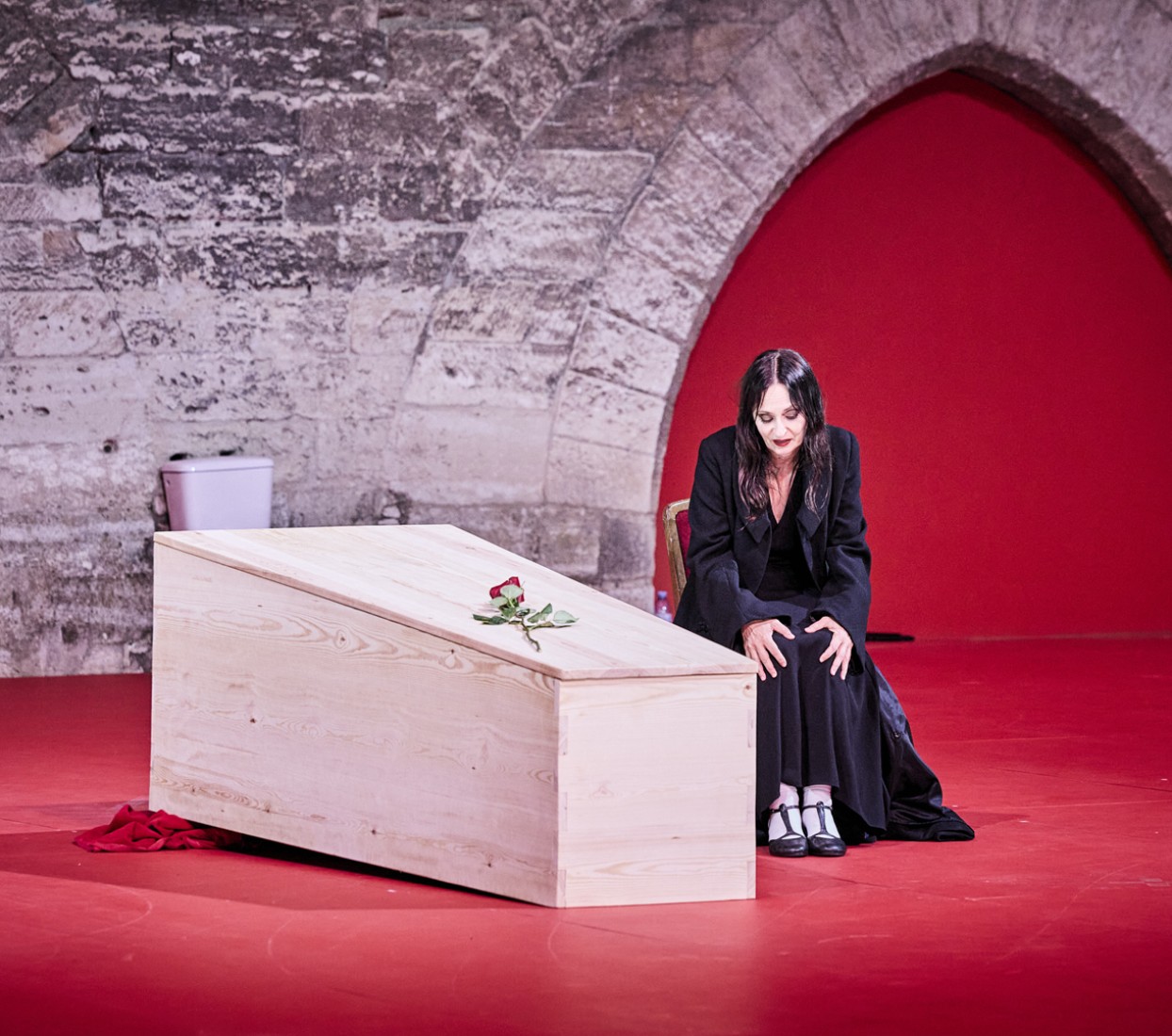 [Festival d'Avignon 2024] Dämon, El funeral de Bergman d’Angélica Liddell, un saisissant memento ...
